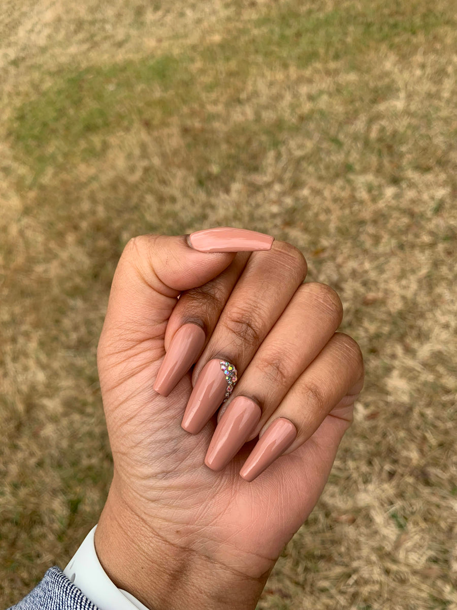 Dulce – The Upper Hand Nail Studio